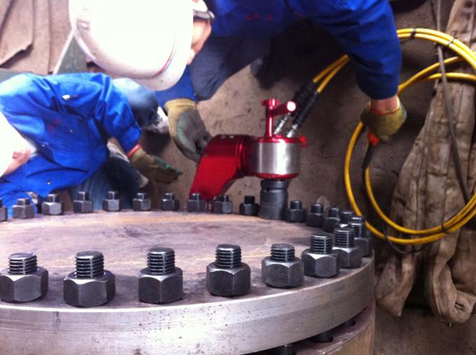 Large Bolts Hydraulic Torque Wrenches Are Fastened And Disassembled ...