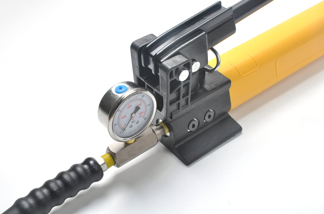 Lightweight Manual Hydraulic High Pressure Pump High Pressure Manual 700Bar